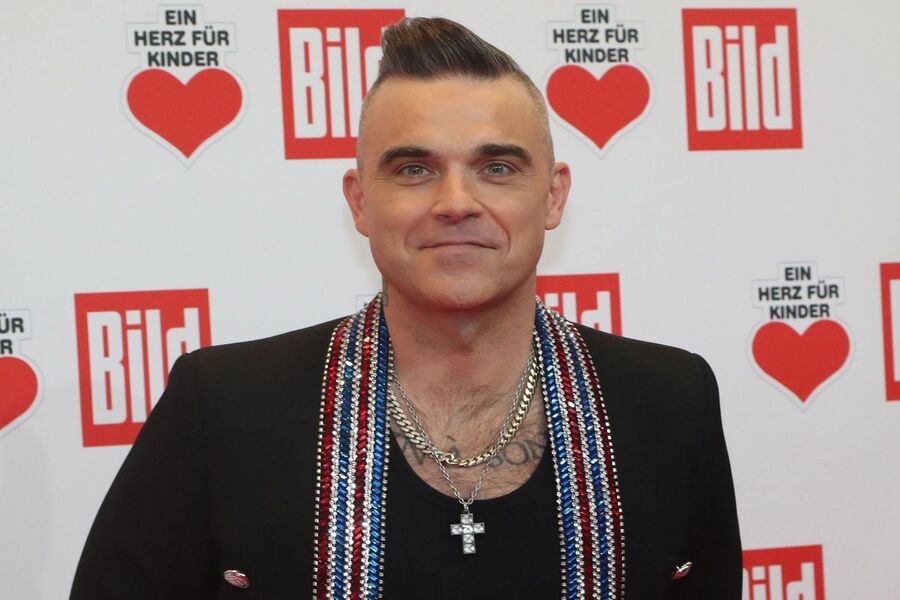 Robbie Williams revela que Glenn Hughes y Tony Iommi colaboran en su ...